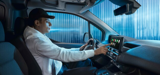 Peugeot Partner | le fourgon utilitaire essence ou Diesel | Jusqu'à 5 ...