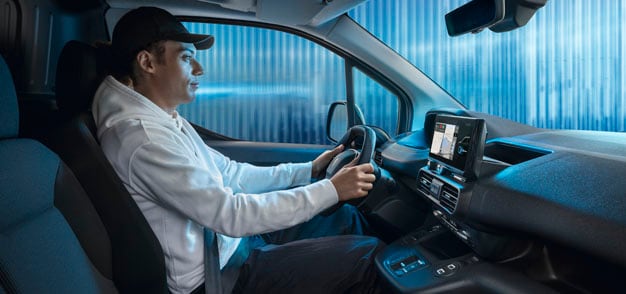 Peugeot Partner | le fourgon utilitaire essence ou Diesel | Jusqu'à 5 ...